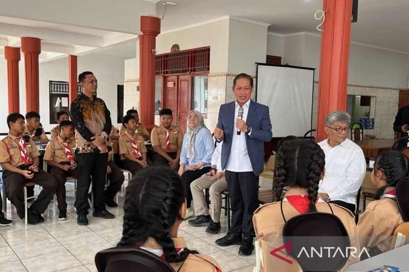Tahukah Anda, Menteri LH Hanif Faisol Nurofiq Produk Asrama? Ini ...