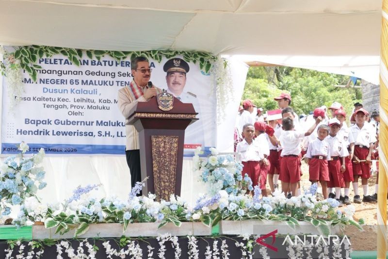 Fakta Unik SMA Negeri 65 Maluku Tengah: Wujud Nyata Pemerataan ...