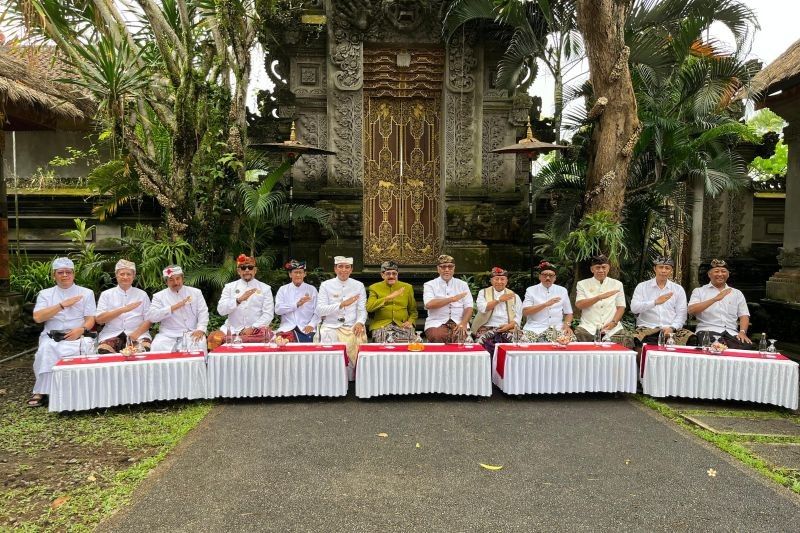 13 Raja Puri se-Bali Desak Presiden Prabowo Segera Realisasikan ...
