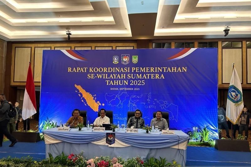 Mengapa Batam Jadi Tuan Rumah? Mendagri Pimpin Rakor Pemerintahan Sumatera Bahas Kamtibmas ...