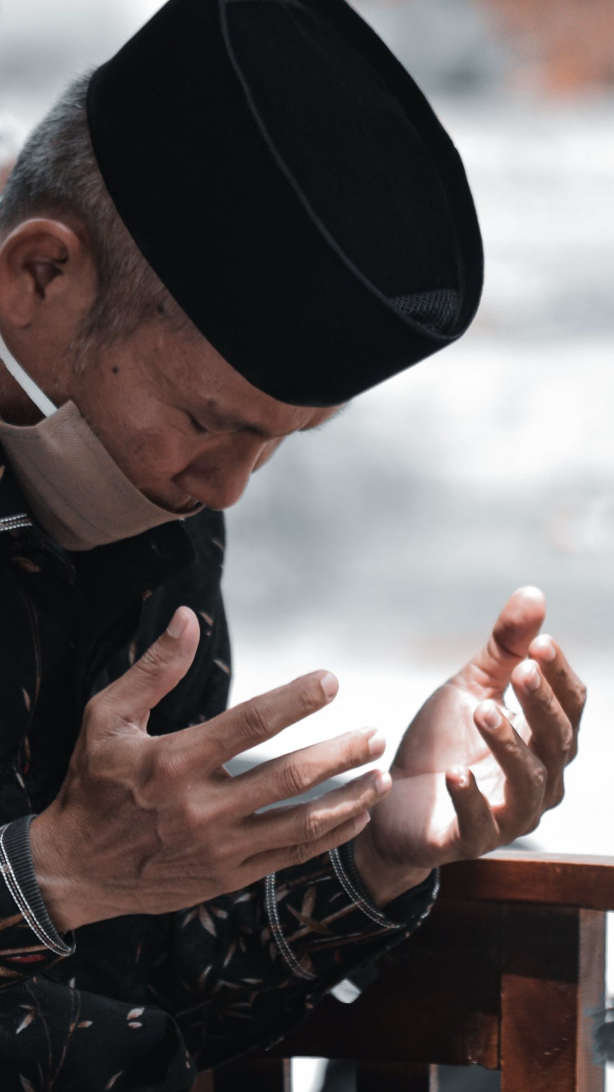 10 Doa untuk Diri Sendiri Agar Lebih Baik, Cocok Jadi Amalan Sehari-Hari