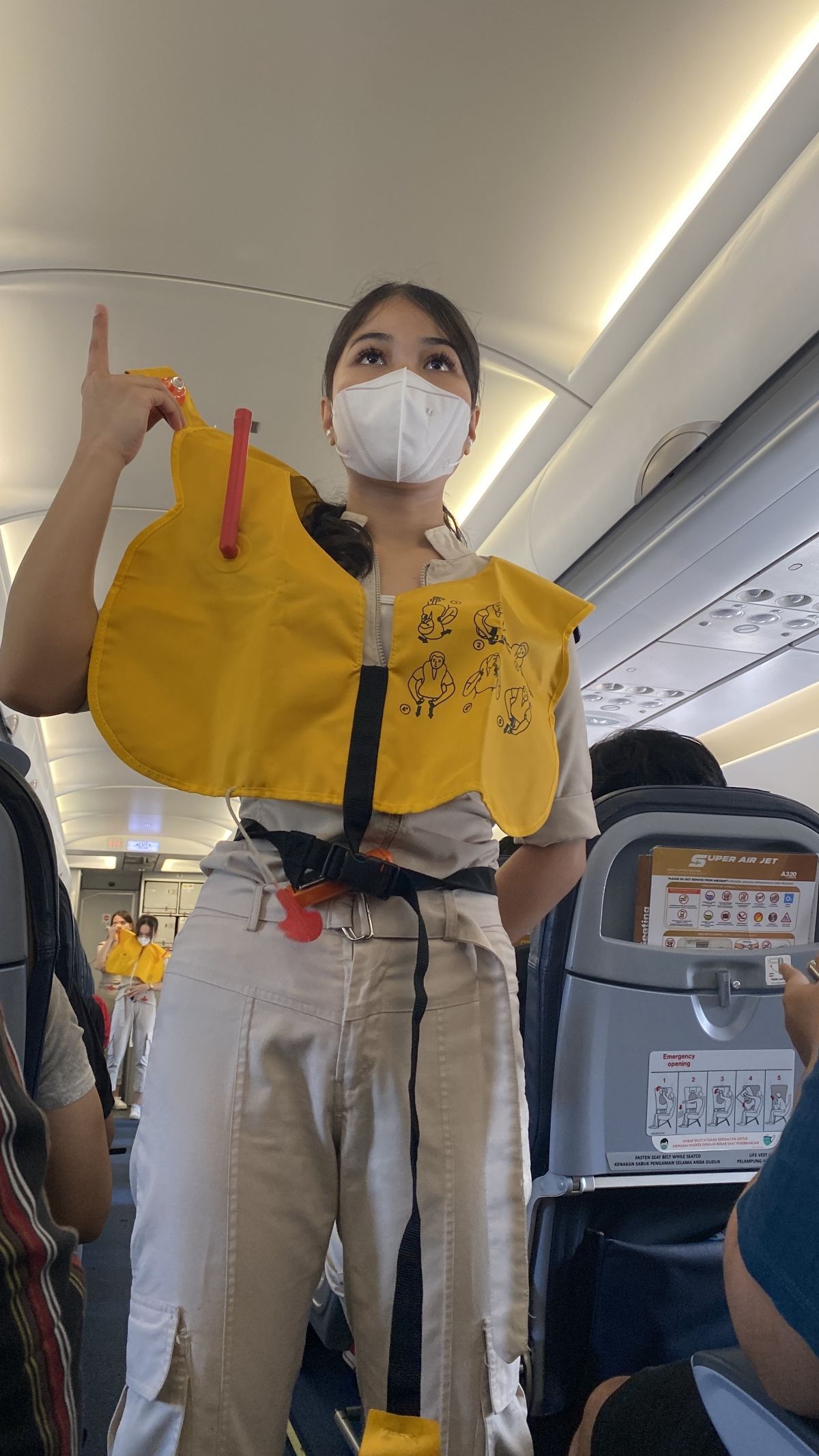 Potret Lawas Pramugari Garuda Indonesia 70-an Bikin Salfok, Rambut ...