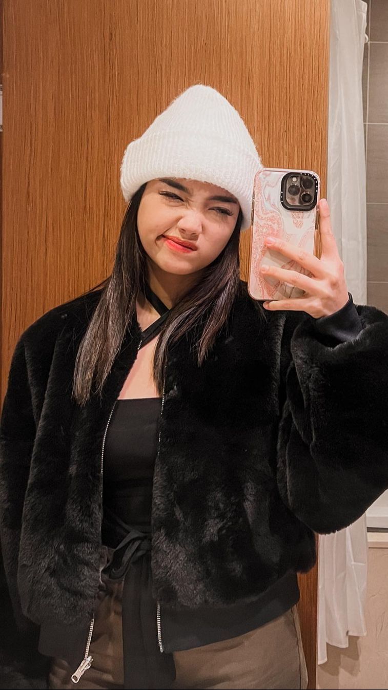 10 Artis Berseteru dengan Karyawan, Terbaru Chat Fuji `Ngamuk` Viral ... 10 Artis Berseteru dengan Karyawan, Terbaru Chat Fuji `Ngamuk` Viral ...