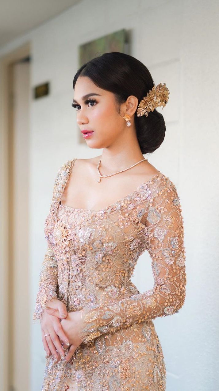 Fakta-Fakta Nurul Azizah, Anak Anggota DPR yang Menikah dengan Pesepak ... Fakta-Fakta Nurul Azizah, Anak Anggota DPR yang Menikah dengan Pesepak ...