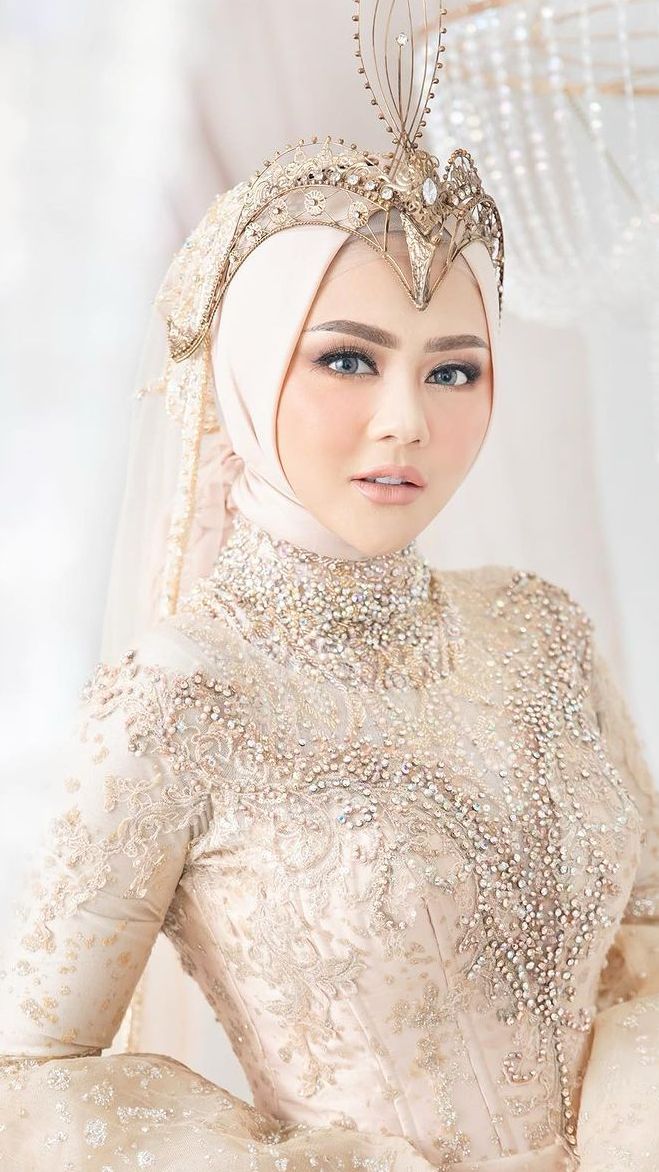 Bikin Bulu Kuduk Merinding! Potret Rumah Mewah Jenita Janet yang ...