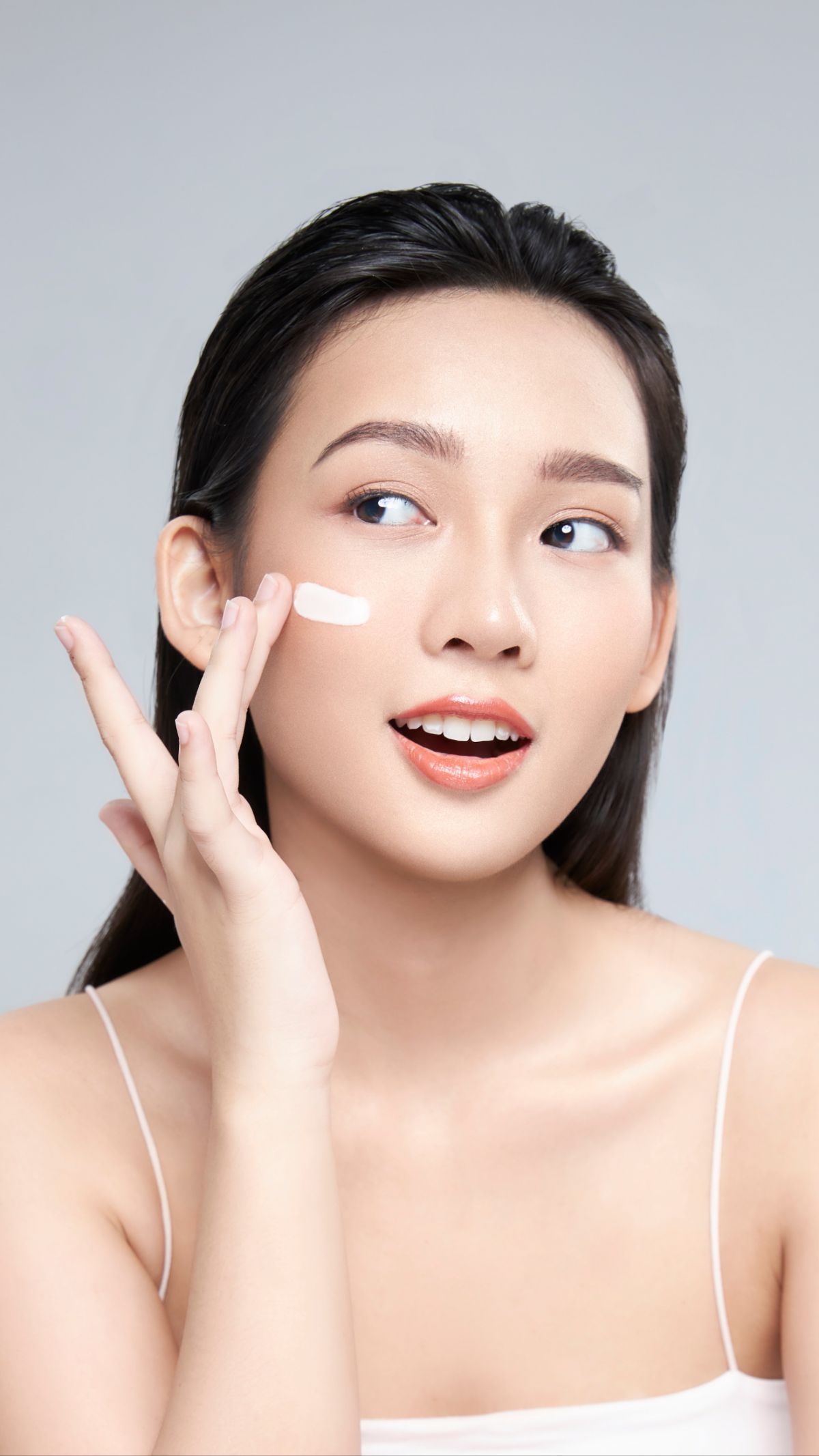 Pakai Sunscreen Bikin Asupan Vitamin D Berkurang, Benarkah?