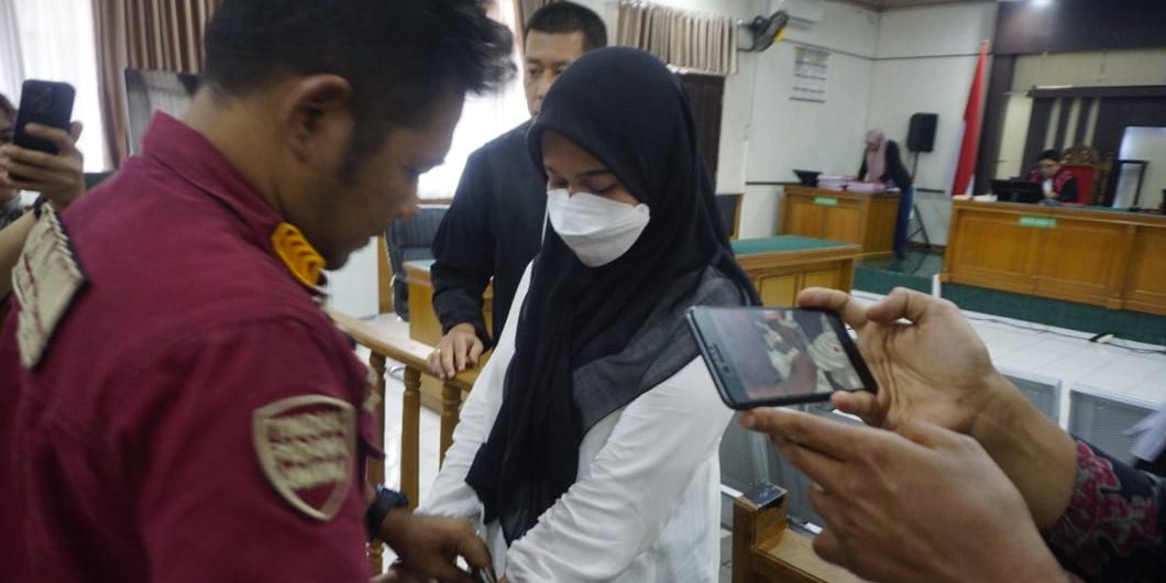 Tampil Berkerudung, Marisa Putri Mahasiswi Penabrak IRT di Riau hingga ...