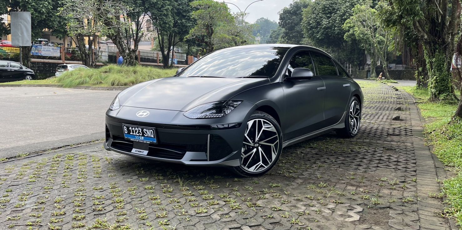 Cara Operasional Mobil Listrik dan Elemen Pendukung - merdeka.com