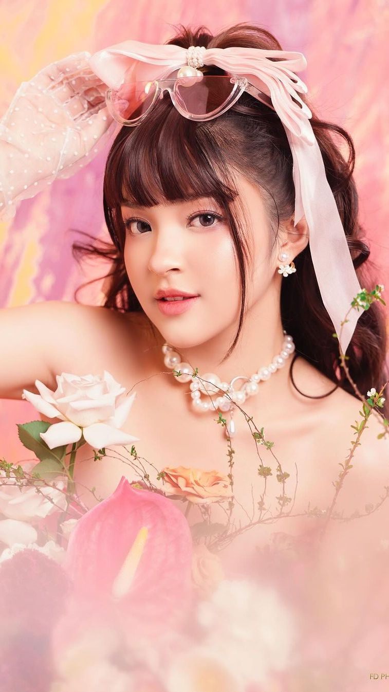 Portrait of Eca Aura with Barbie Makeup, Netizens: Step Back, Your ... Portrait of Eca Aura with Barbie Makeup, Netizens: Step Back, Your ...