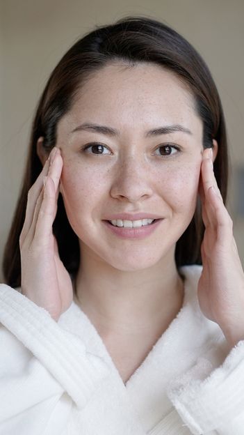 Efektif Gak Sih Pakai Skincare Kolagen Mahal? Yuk Cari Tahu Efektif Gak Sih Pakai Skincare Kolagen Mahal? Yuk Cari Tahu