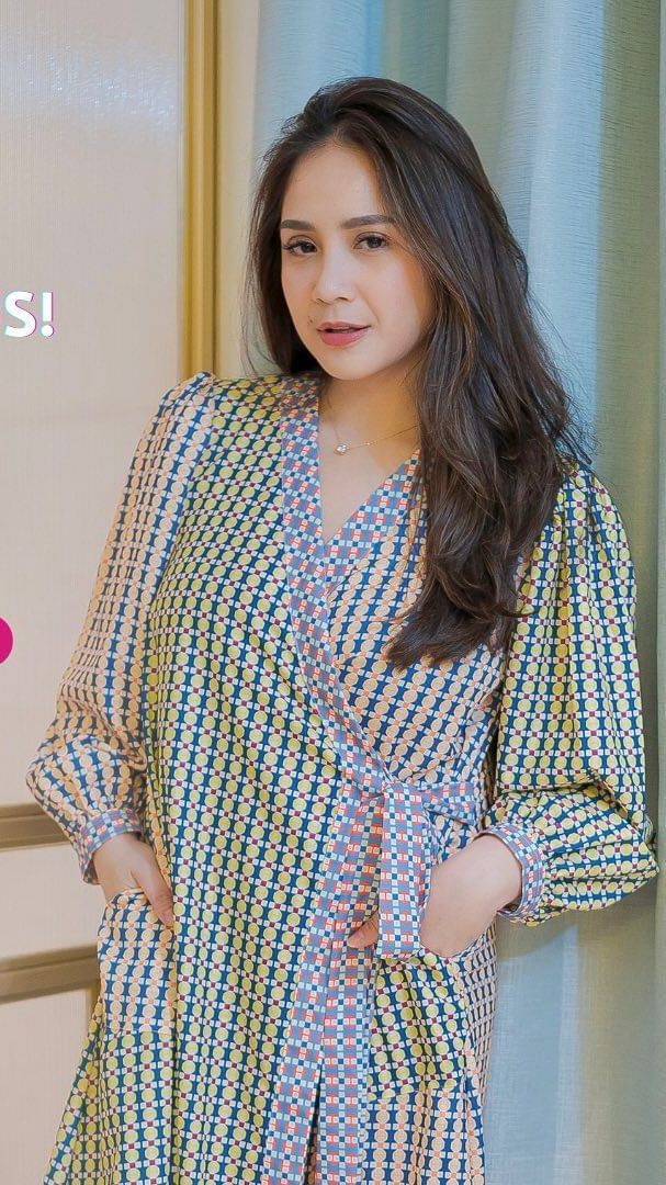 10 Adu Gaya Artis Pakai Tas Rp1 Miliar, Ada Nagita Slavina Hingga Kris Dayanti, Siapa Paling ...