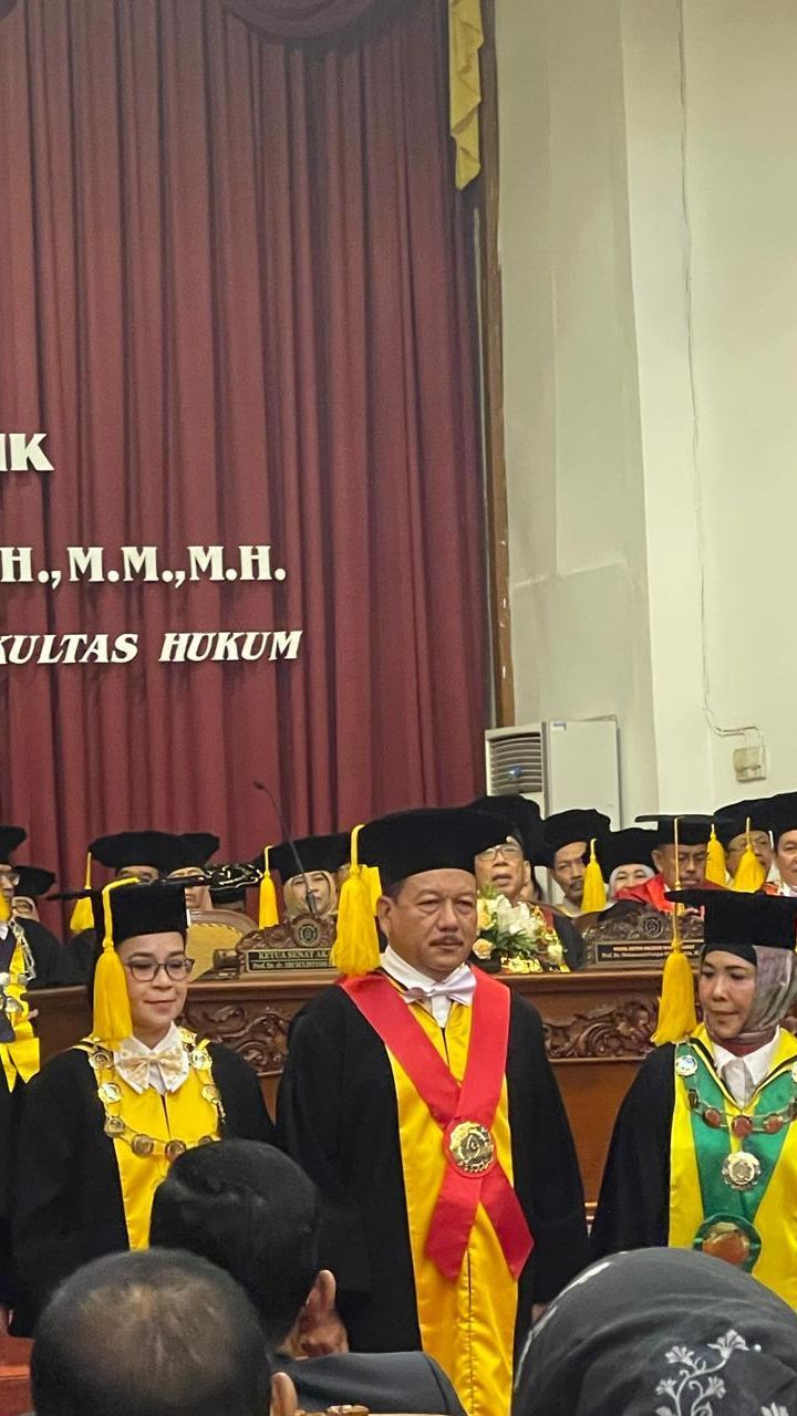 JAM-Pembinaan Bambang Sugeng Rukmono Dikukuhkan Jadi Guru Besar Ilmu ...