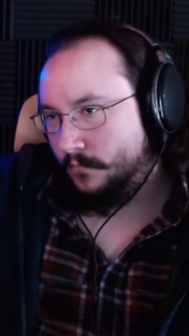 Twitch Streamer MoonMoon Opens Up About Cheating Issue with DivaJilly ...