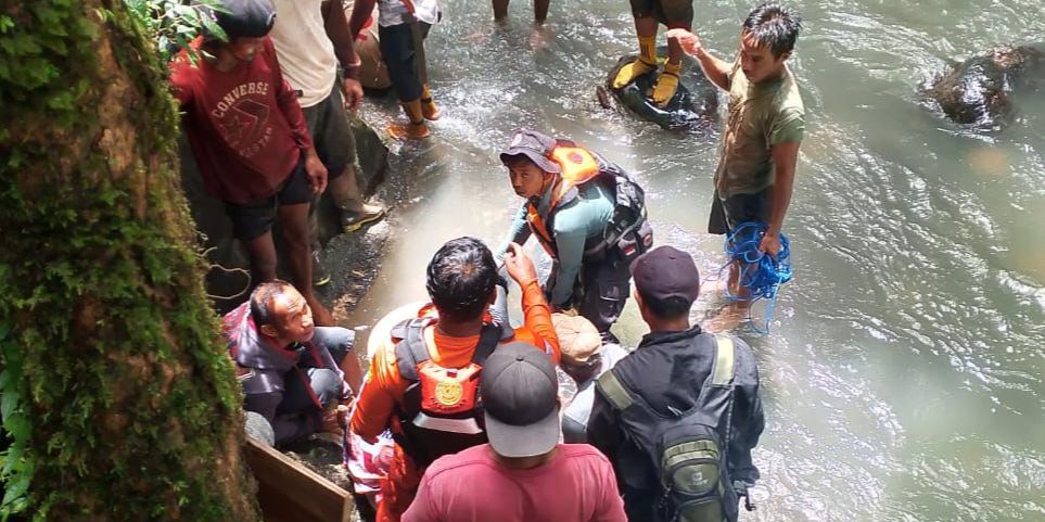 Liburan Berakhir Duka, Pemuda 25 Tahun Tenggelam di Air Terjun dan ...