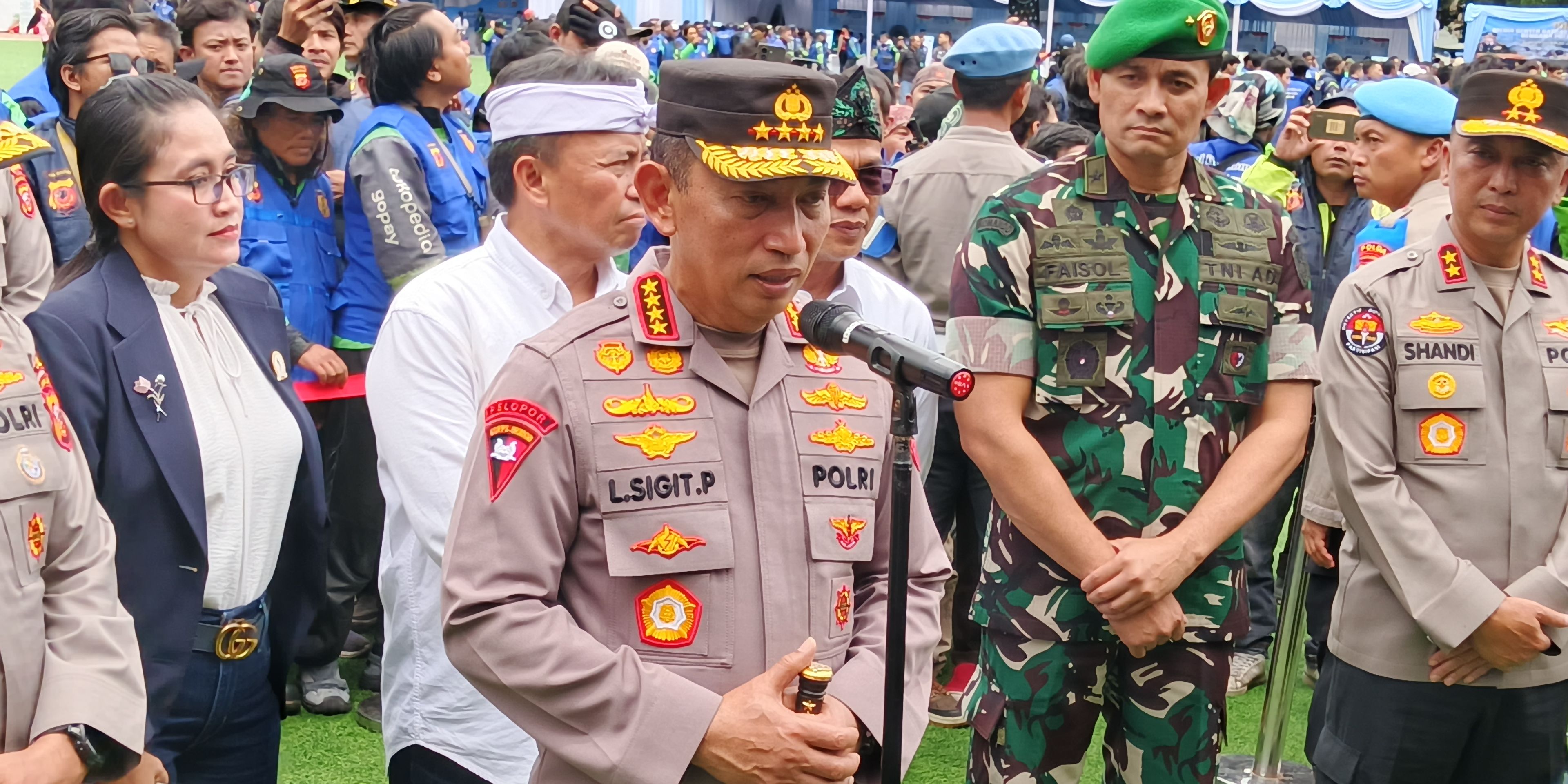 Polisi Telusuri Medsos Terduga Pelaku Ledakan, Kapolri: Bisa Jadi Ada Paparan Paham Berbahaya ...