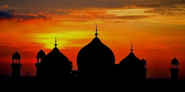 Beda Cara Perhitungan Awal Ramadhan 2025 antara Pemerintah, NU, dan ...