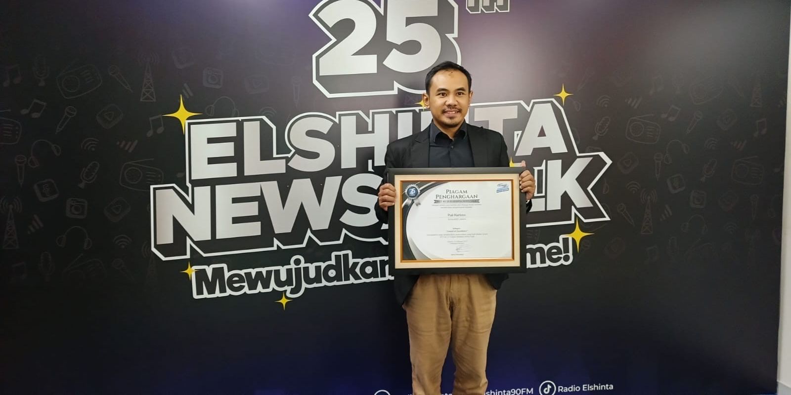 Ketua KPID DKI Jakarta Raih Penghargaan Award of Excellence - merdeka.com