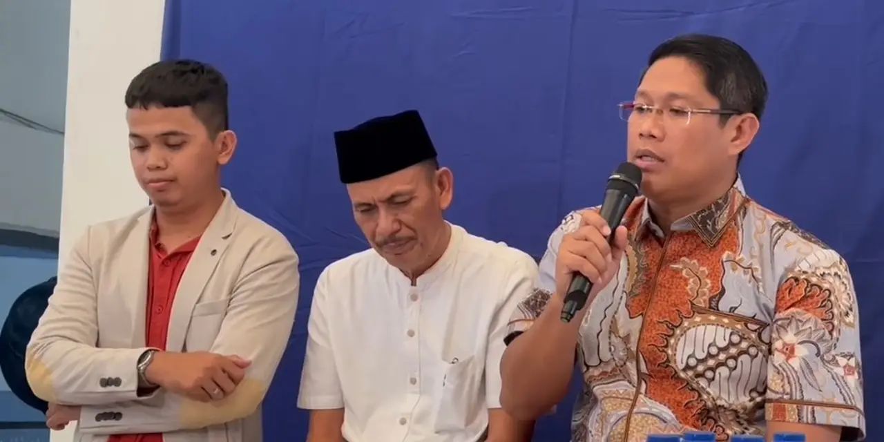 Aksi Kades Kohod Palsukan Sertifikat di Kasus Pagar Laut Sejak Tahun 2023 - merdeka.com