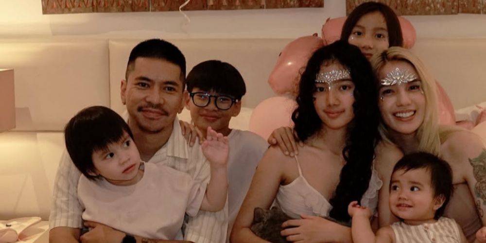 5 Potret Sheila Marcia dan Keluarga Rayakan Ultah ke-15 Leticia Sang ...