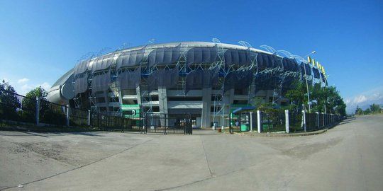 Dirusak Bobotoh, Ternyata Jenis Rumput di GBLA Berstandar FIFA ...