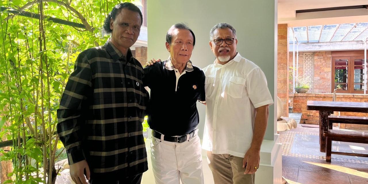 Usai Hina Sutiyoso, Hercules Kini Minta Maaf Secara Adat Lewat Kain ...
