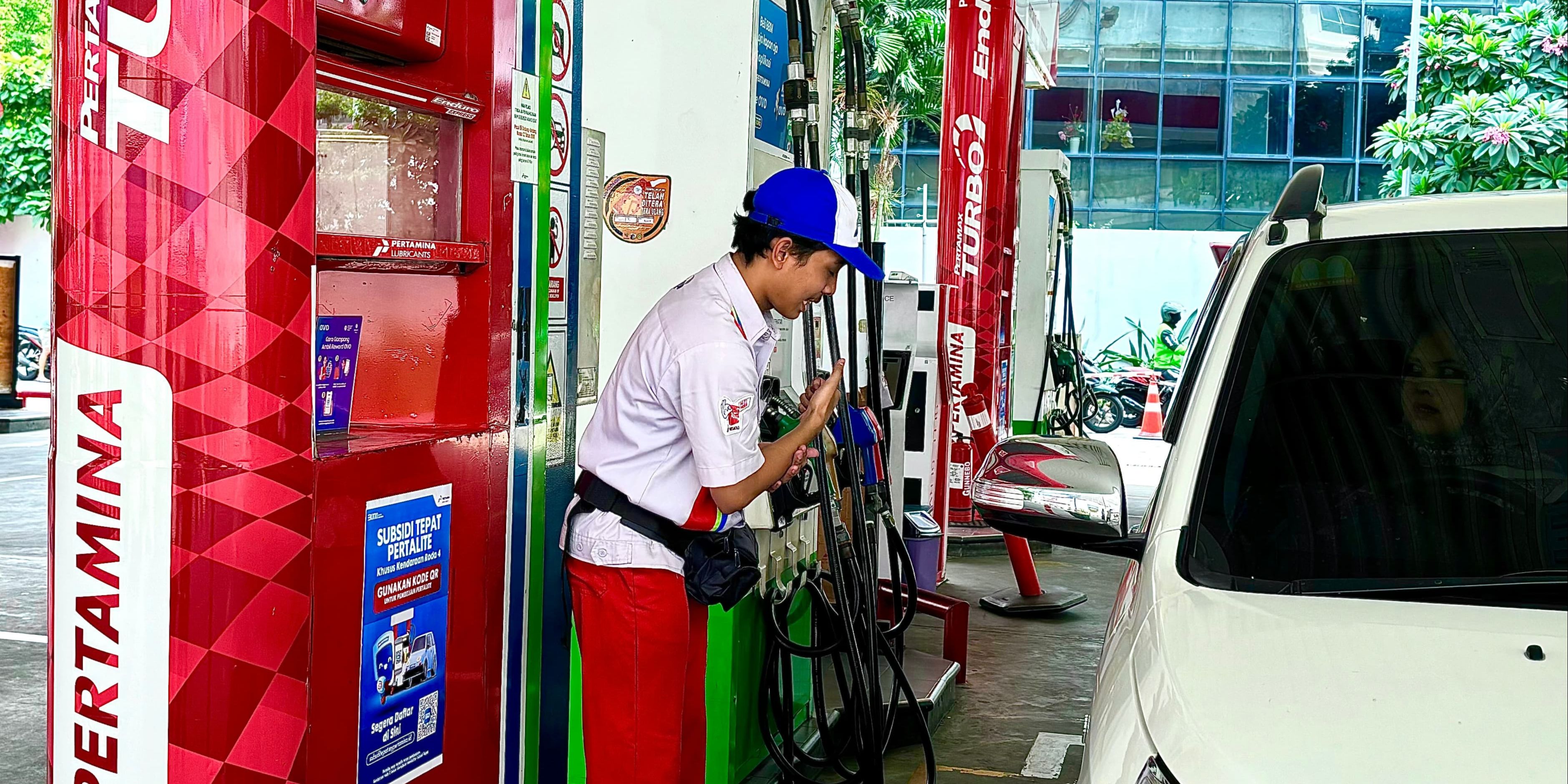 Harga Terbaru BBM Pertamina 1 Juni 2025, Pertamax dan Pertamax Turbo Turun - merdeka.com