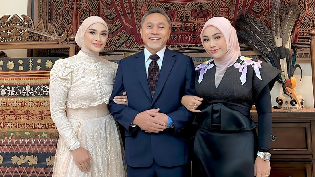 10 Potret Zita Anjani, Anak Zulkifli Hasan Dihujat Usai Pamer Starbucks di Depan Mekkah, Kini ...