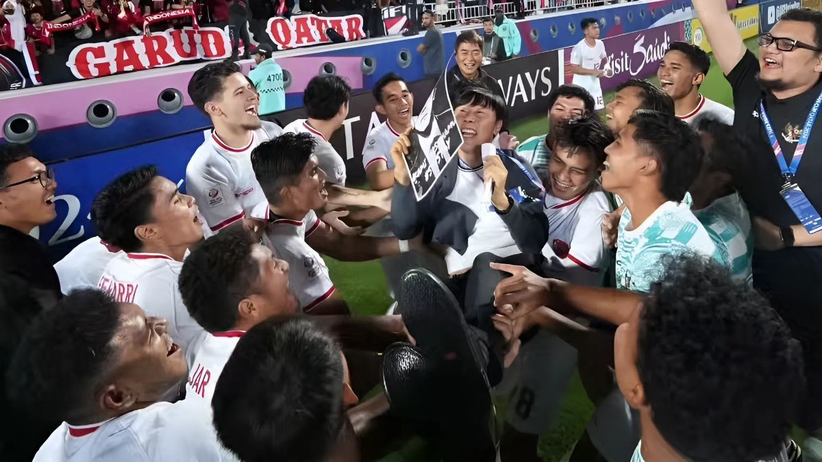 Baru Unggah Kemenangan Timnas Indonesia, Instagram Coach Shin Penuh ...