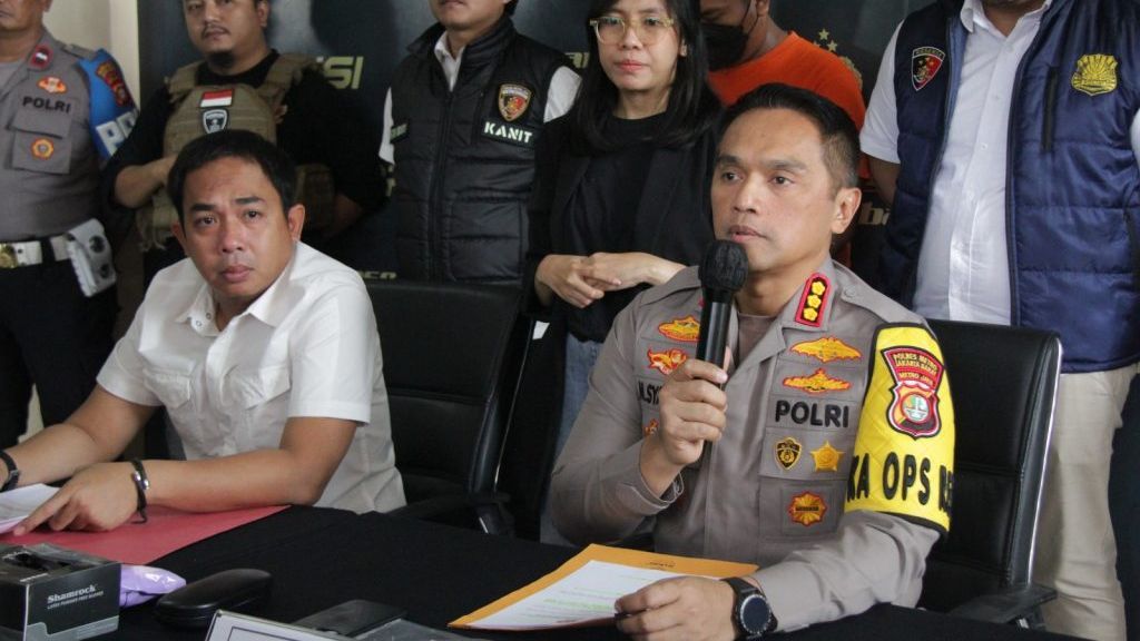 Fakta-Fakta Penusukan Ustaz di Jakbar, Pelaku Ditembak karena Melawan Saat Ditangkap