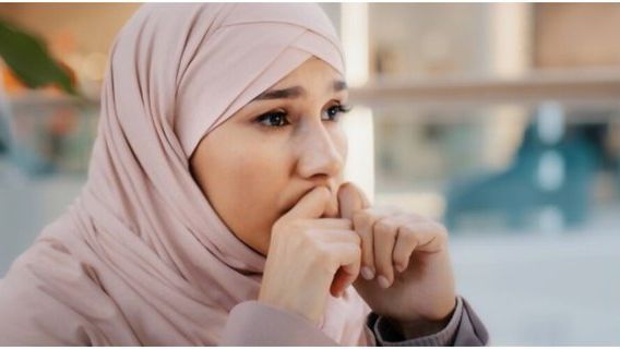 6 Doa saat Pikiran Kacau agar Lebih Tenang, Amalan Hindari Stres Berlebihan