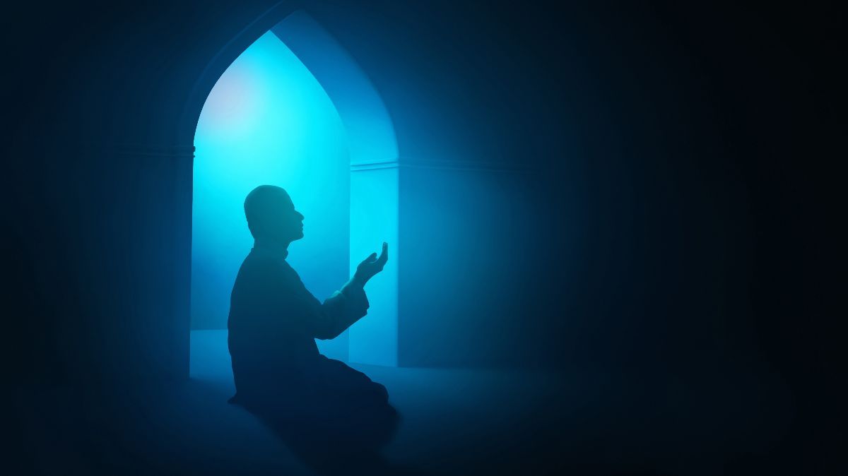 Innalillahi, Ajal Menjemput Imam Sholat Subuh Berjemaah di Takalar Saat Hendak Bangun dari Rukuk