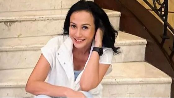 Beda Usia 23 Tahun, Ini Sosok Ria Probo yang Diduga Kekasih Baru Dimas ...