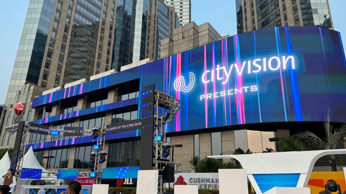 Gedung BEI Makin Meriah, Layar LED Raksasa Terpampang Mirip OOH Lembaga ...