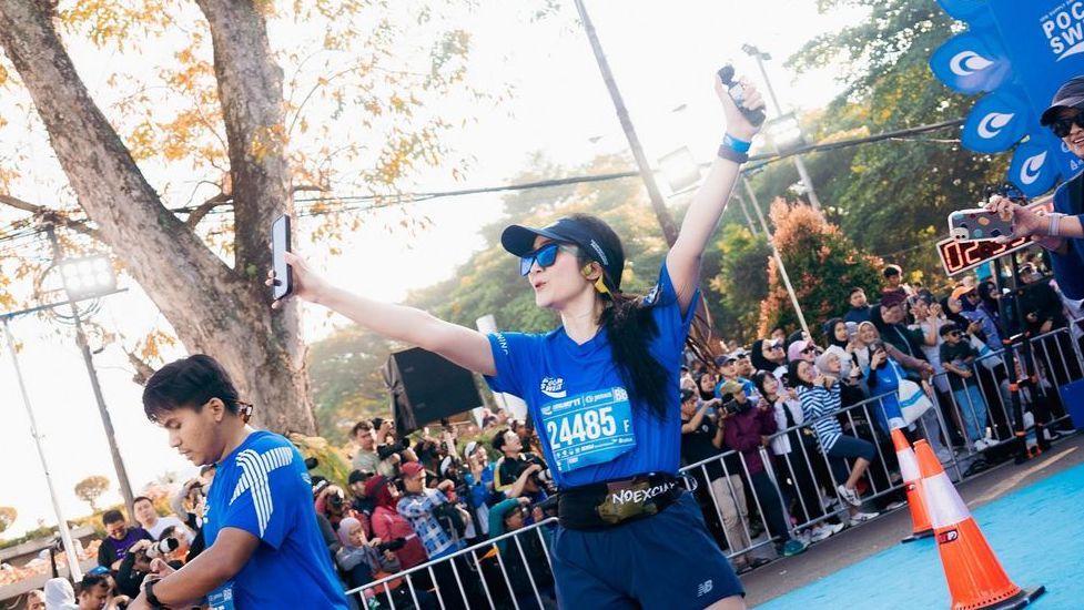 10 Potret Febby Rastanty Lari Marathon di Bandung, Sempat Kecewa karena ...