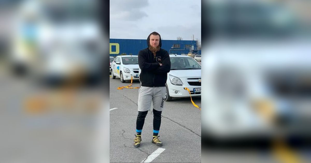 Ukrainian Man Breaks World Record After Pulling 6 Cars with Teeth ... Ukrainian Man Breaks World Record After Pulling 6 Cars with Teeth ...