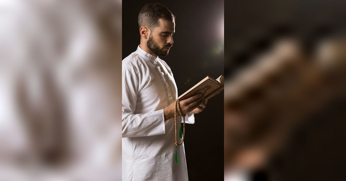 Surat Al-Mu'minun Ayat 8: Pentingnya Menjaga Amanah dan Inilah Balasan ... Surat Al-Mu'minun Ayat 8: Pentingnya Menjaga Amanah dan Inilah Balasan ...