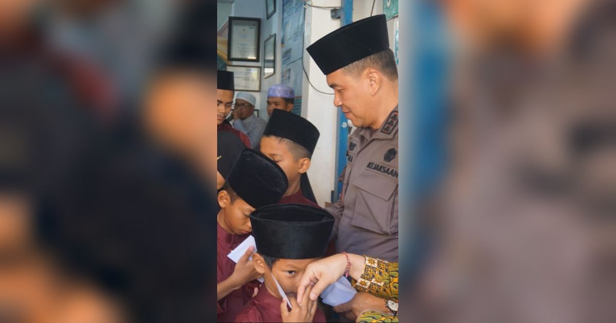Berkah Ramadan, Kejari Batam Bagikan Takjil Gratis dan Santuni Anak Yatim di Beberapa Panti Asuhan