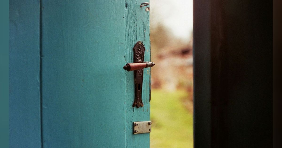 Ingin Hunian Aman dari Setan? Inilah Bacaan Doa saat Masuk Rumah ... Ingin Hunian Aman dari Setan? Inilah Bacaan Doa saat Masuk Rumah ...