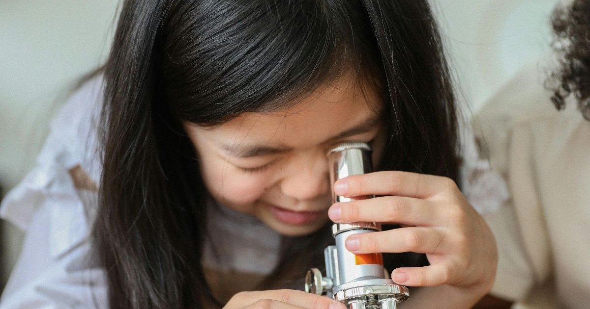 Asuh Generasi Alpha Si Paling Digital, Ayah Bunda Penting Siapkan Mental