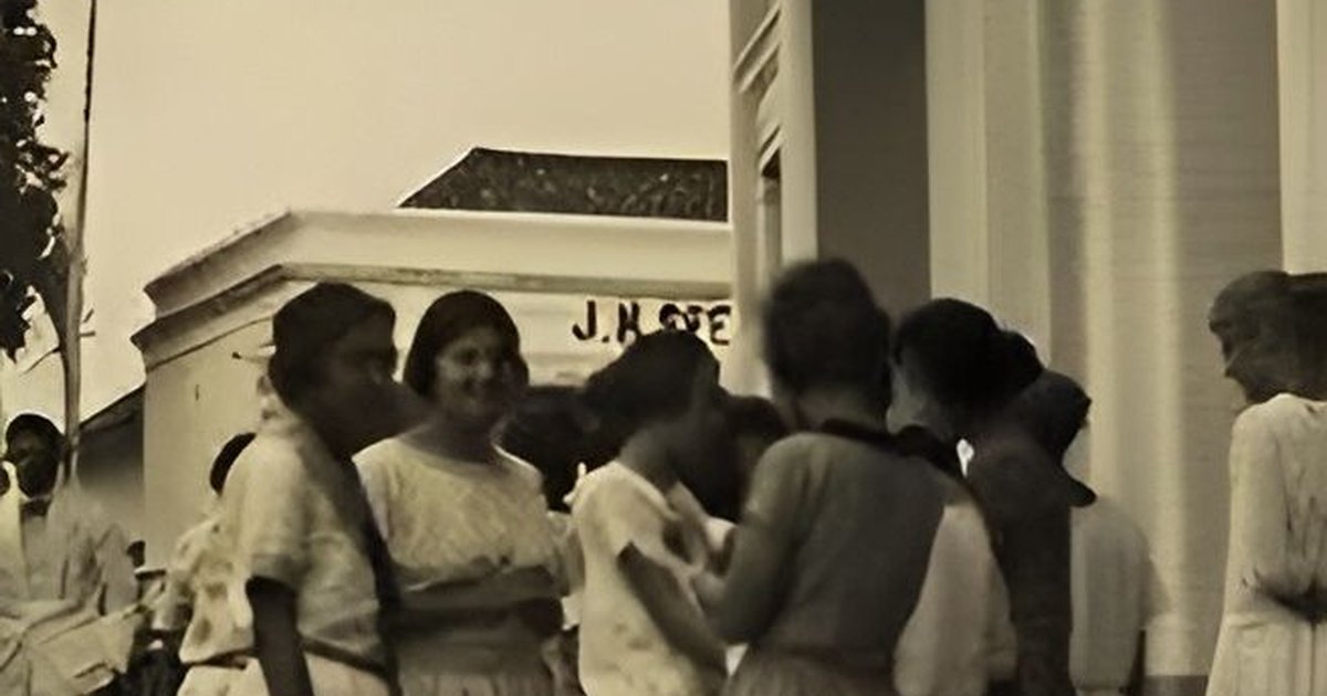 Gaya Nyentrik Siswi di Bandung Tahun 1924, Tak Heran Dijuluki Paris Van Java