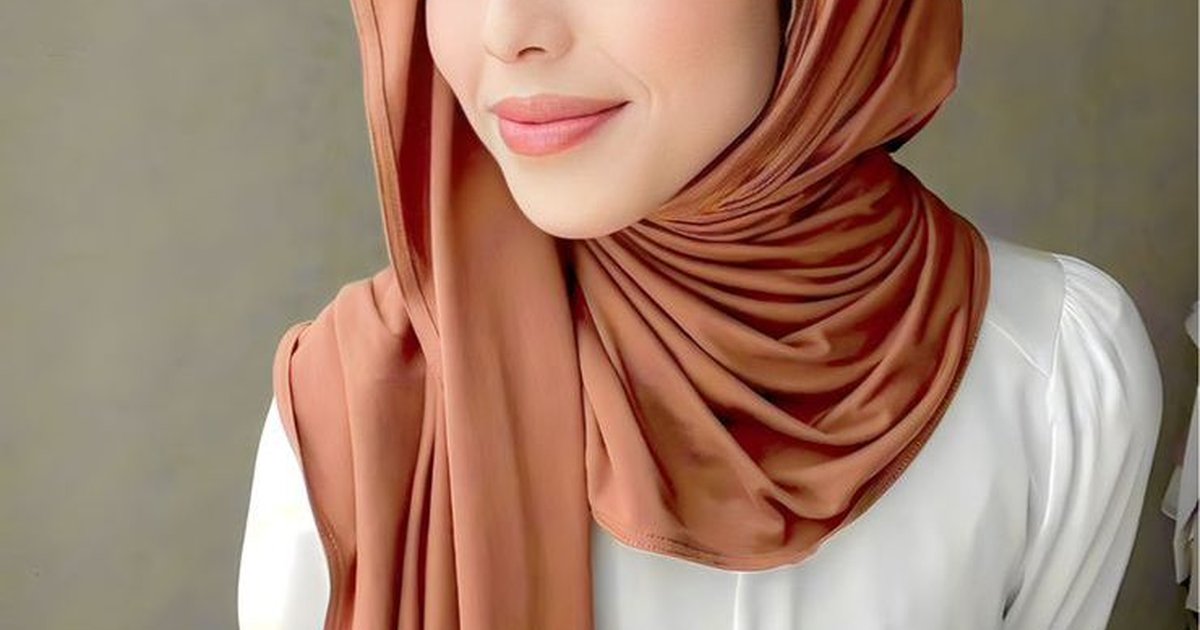 Tutorial Pashmina Ala Heidy, Mama Ucel yang Viral di Tiktok