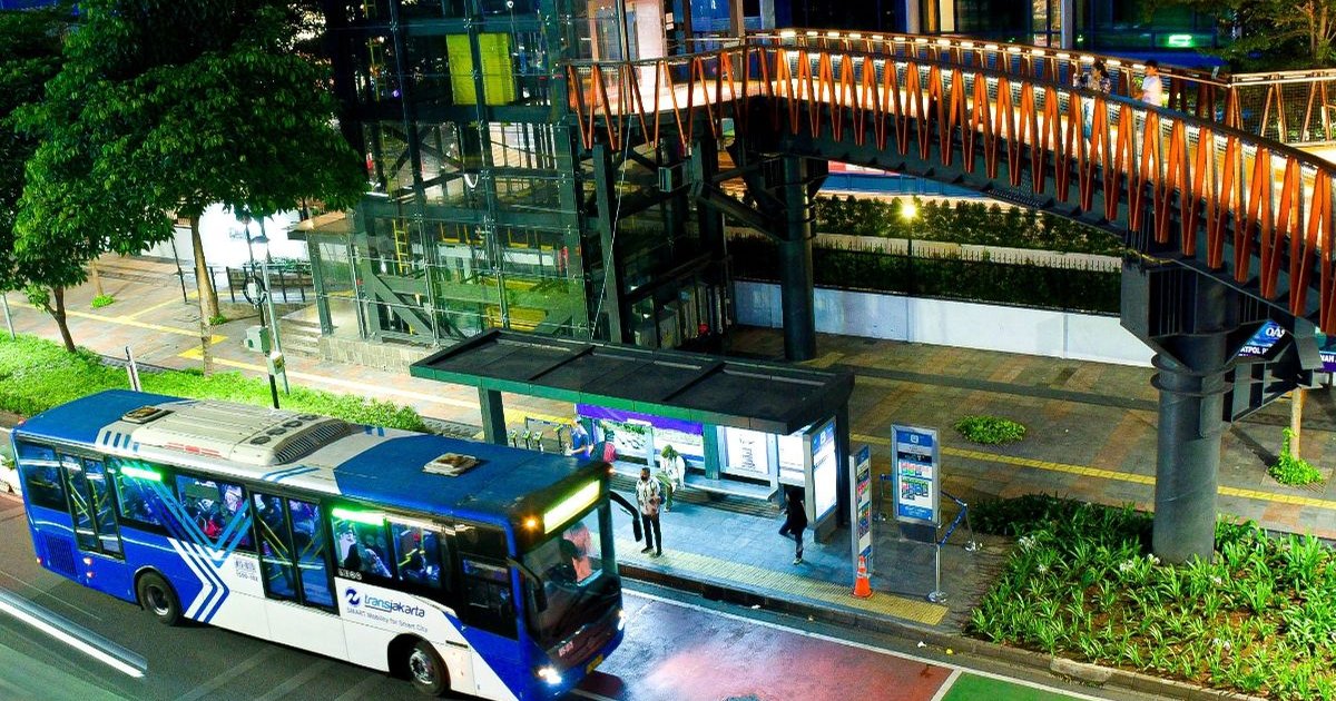 Jadwal Jam Operasional Transjakarta, LRT, MRT Khusus Malam Tahun Baru 2024