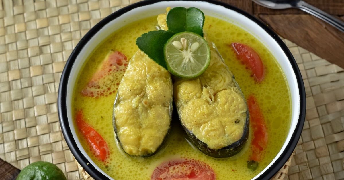 Resep Ikan Mas Bumbu Kuning, Sajian Bikin Hangat Akhir Pekan