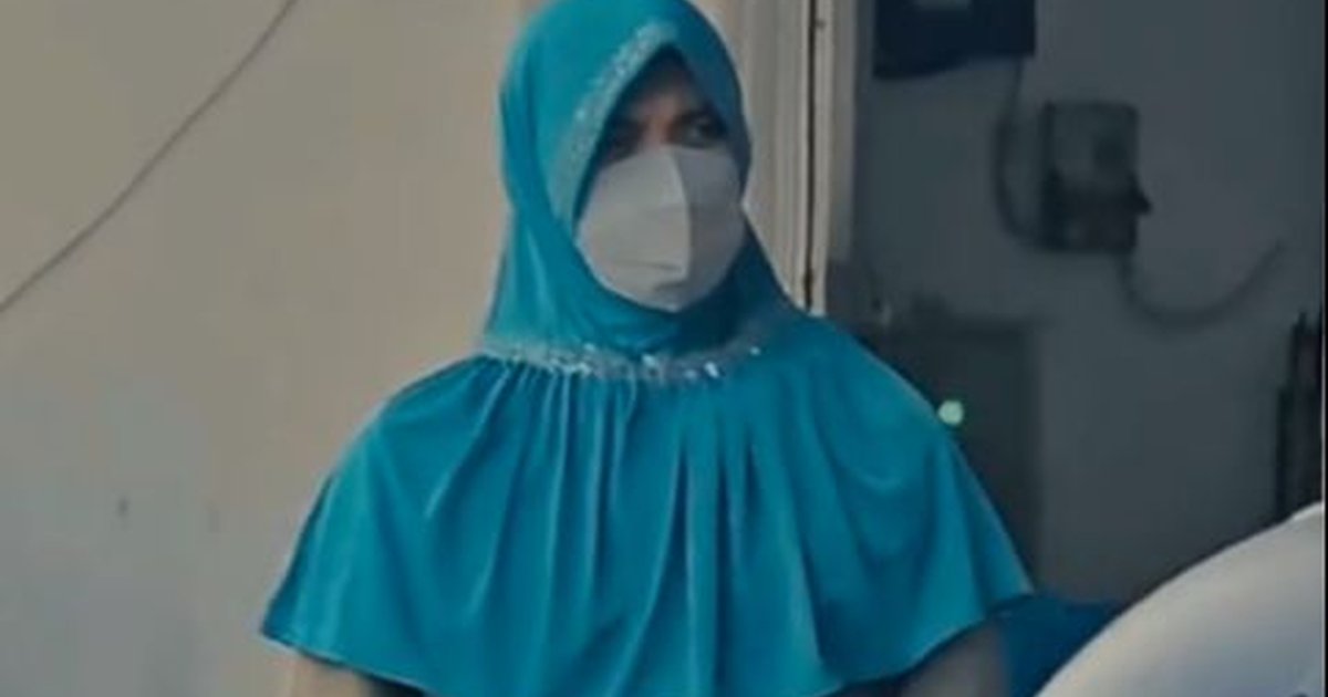 Viral Video Aksi Polisi Menyamar jadi Emak-Emak Berdaster, Syok Pas Masker Dibuka Kumisnya Baplang