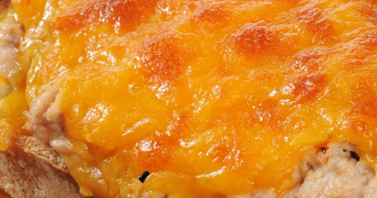 Menu Sahur Praktis Cocok untuk Anak Kos, Roti Spicy Tuna Melt