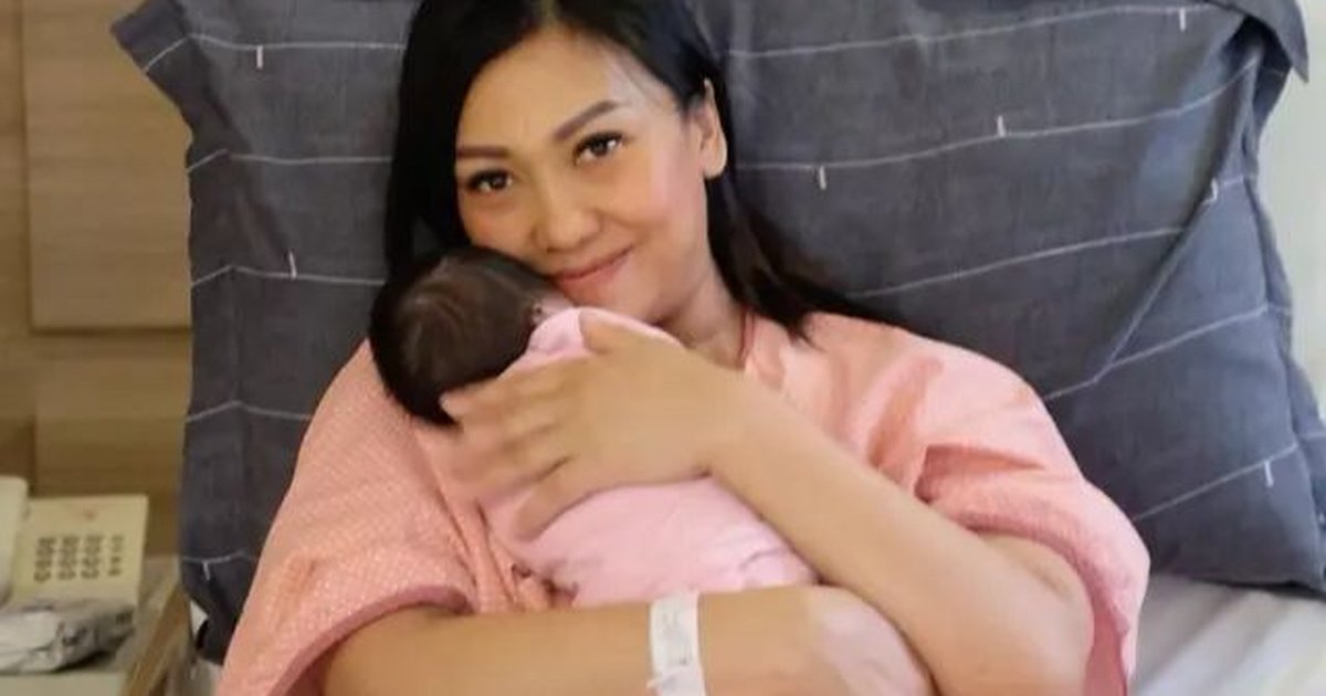 9 Seleb yang Berani Hadapi Risiko Melahirkan di Usia 40 Tahun, Ada yang Pendarahan hingga Koma