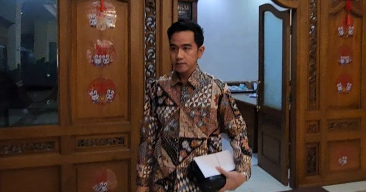 Gibran Santai Dirinya Dan Jokowi Tak Lagi Dianggap Kader Pdi Perjuangan
