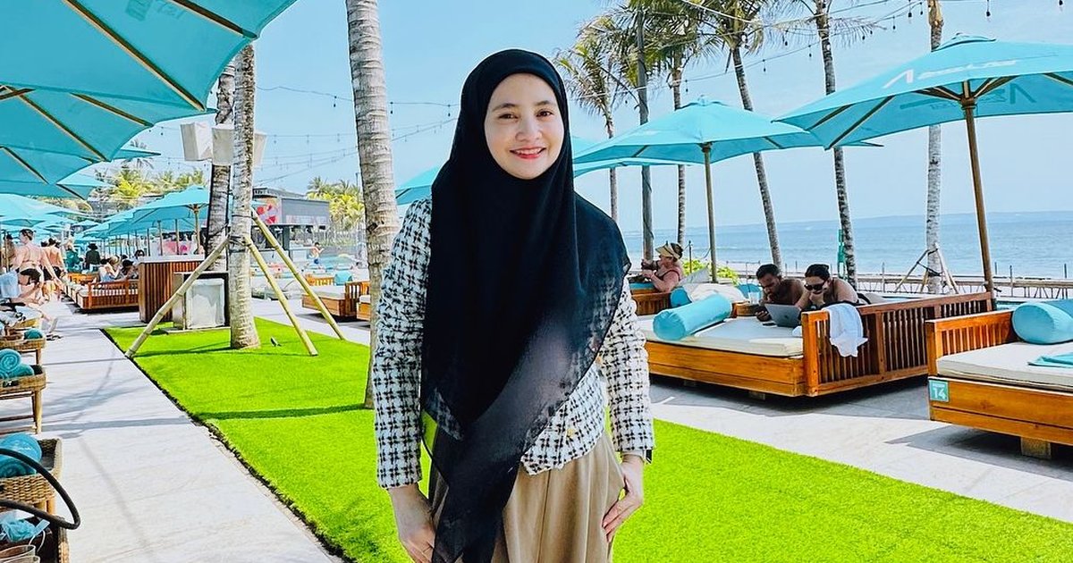 8 Potret Ayu Rizki Istri Dodhy Kangen Band, Dulu Rujuk Kini Kembali ...