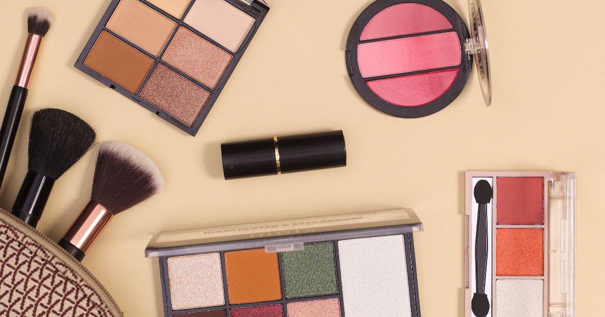 Intip Detail Makeup Sat Set di Momen Idul Adha ala Dream