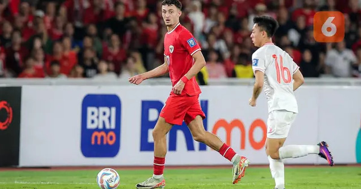 Momen Ngakak Ivar Jenner Terima Hadiah dari Fans Timnas Indonesia ...
